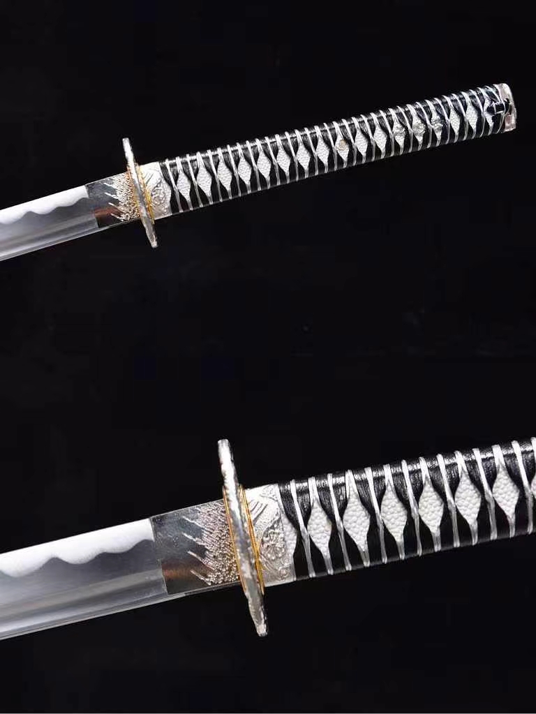 High-Performance Cosmetic Polishing Samurai Sword