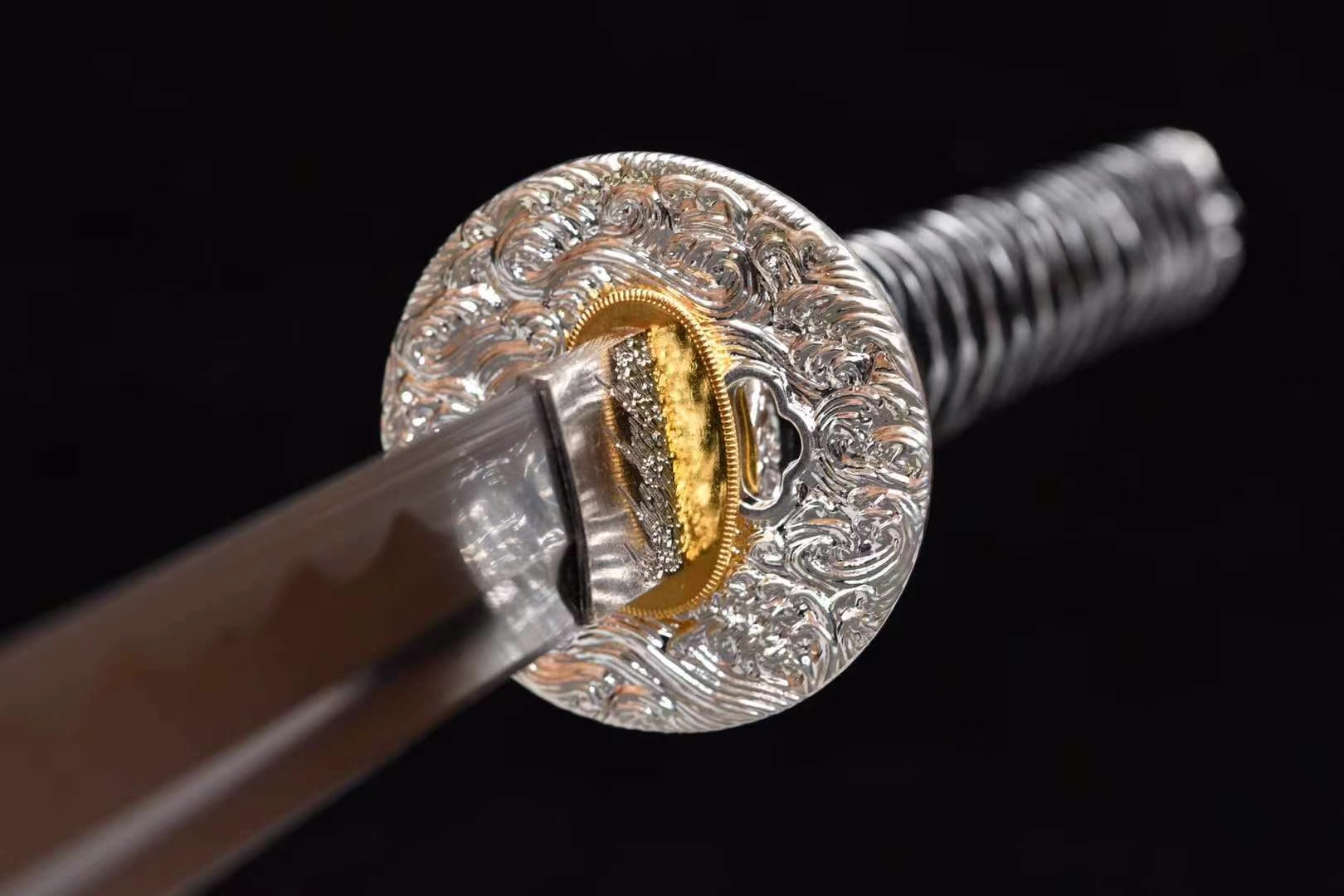 High-Performance Cosmetic Polishing Samurai Sword